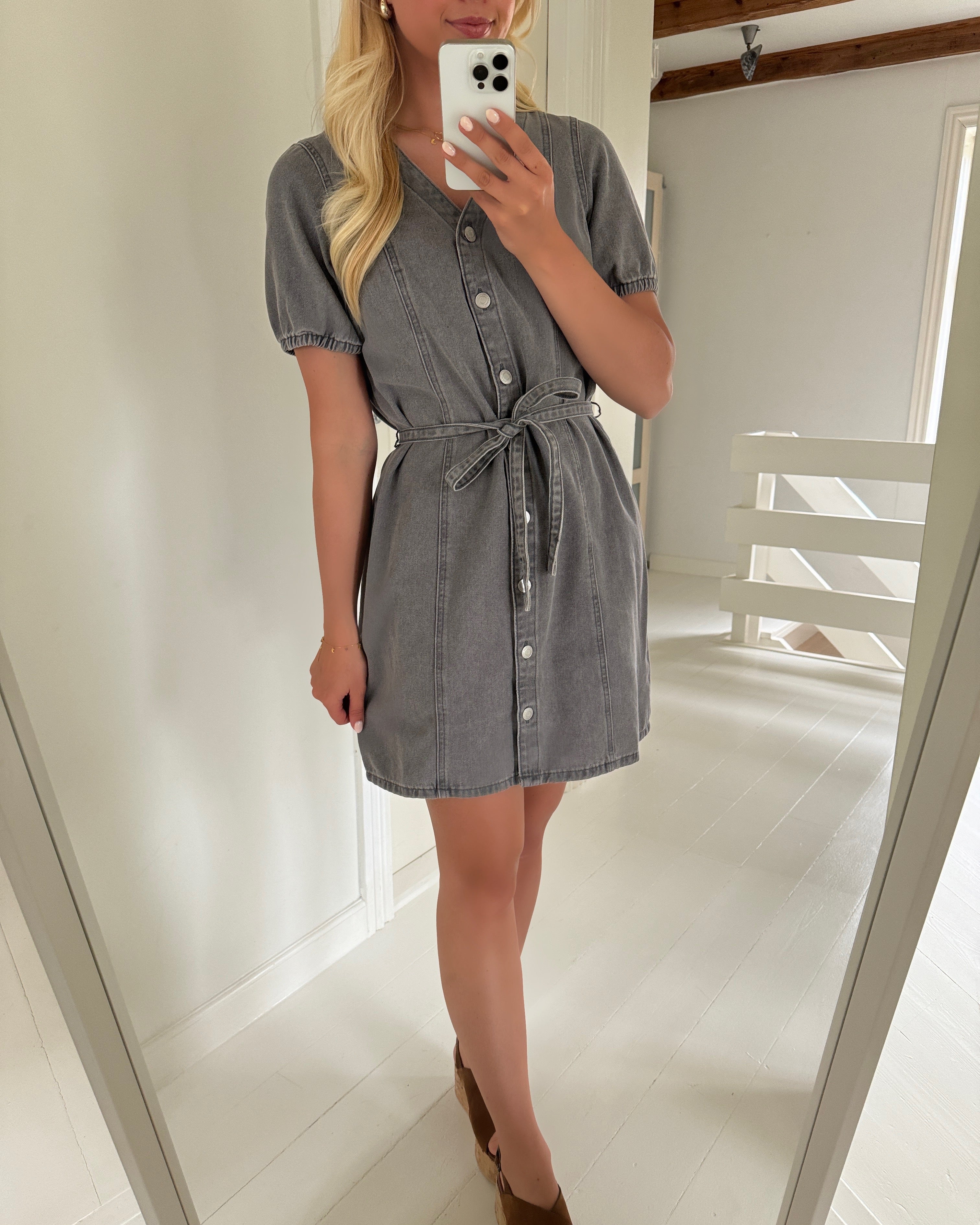 Vero Moda kjole janet ss v-neck short denim light grey denim ...